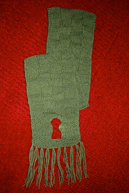 Ravelry: Benet's Magic Thief Lockpick Scarf pattern by Whodunnknit