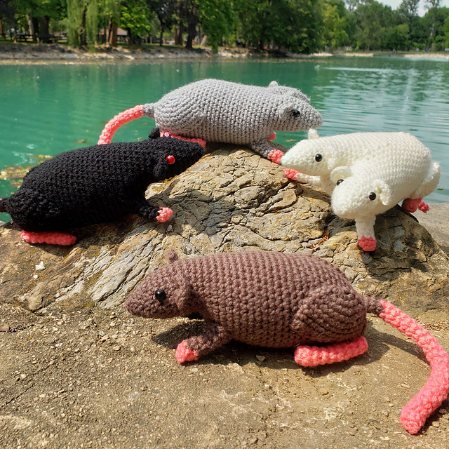 Ravelry: Two-Headed Rats pattern by Bones Bentley