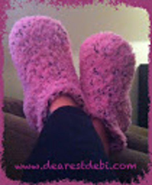 Ravelry: Soft Snuggly Slippers pattern by Debi Dearest