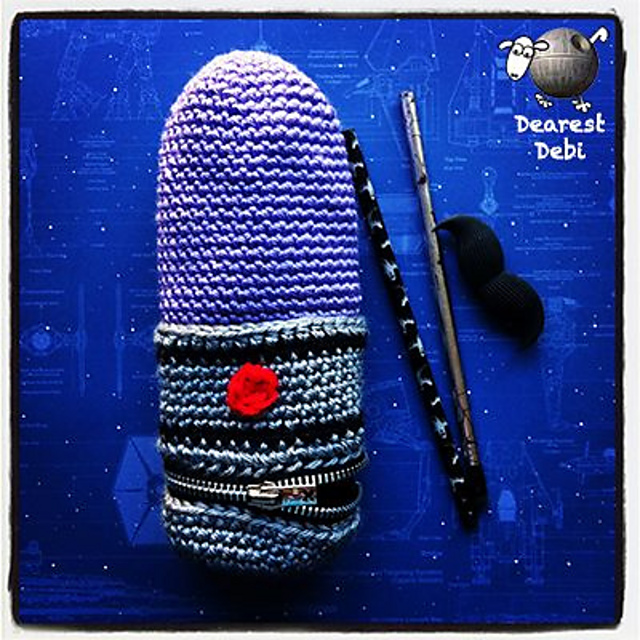 Ravelry: Star Wars Lightsaber Pencil Case pattern by Debi Dearest