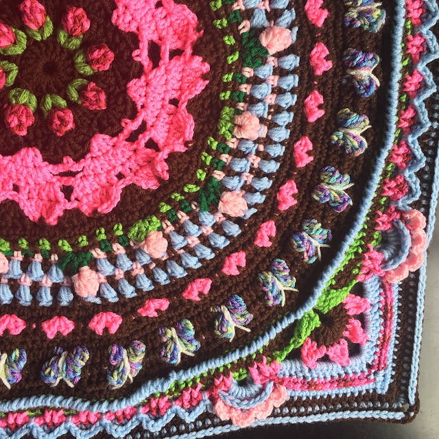 Ravelry: DearestDebi's Lydia's Lovely Mandala Afghan