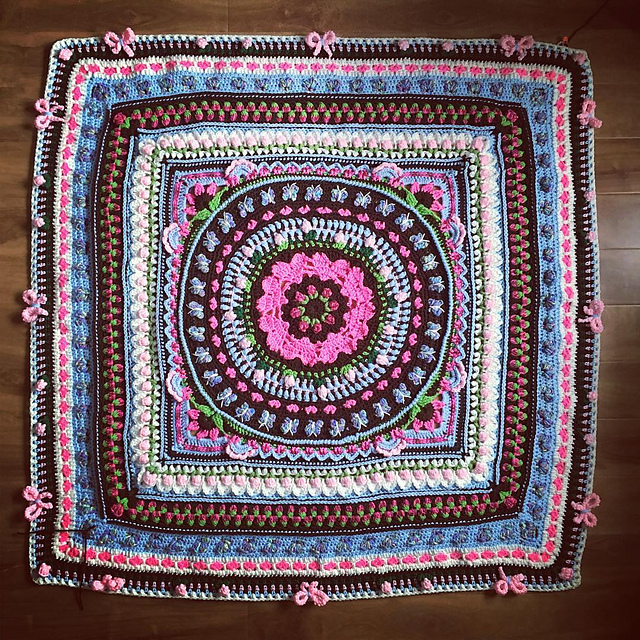 Ravelry: DearestDebi's Lydia's Lovely Mandala Afghan