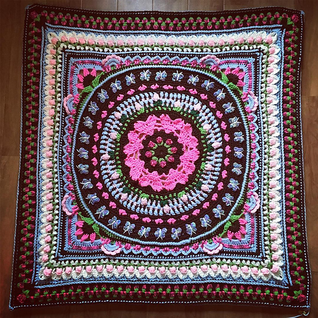 Ravelry: DearestDebi's Lydia's Lovely Mandala Afghan