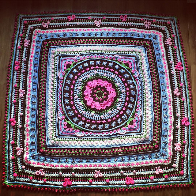 Ravelry: DearestDebi's Lydia's Lovely Mandala Afghan