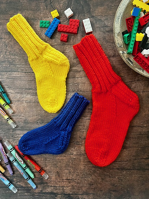Ravelry: Happy Feet Kids Socks pattern by Knit On Designs Ravelry Store