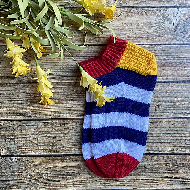 Ravelry: Color Block Socks pattern by Knit On Designs Ravelry Store