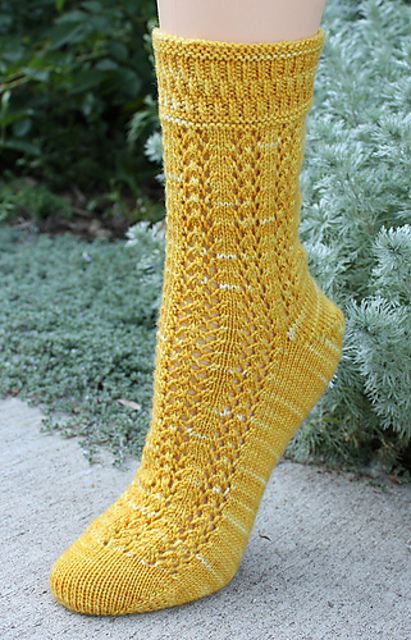 Ravelry: Flutterby pattern by Debbie O'Neill