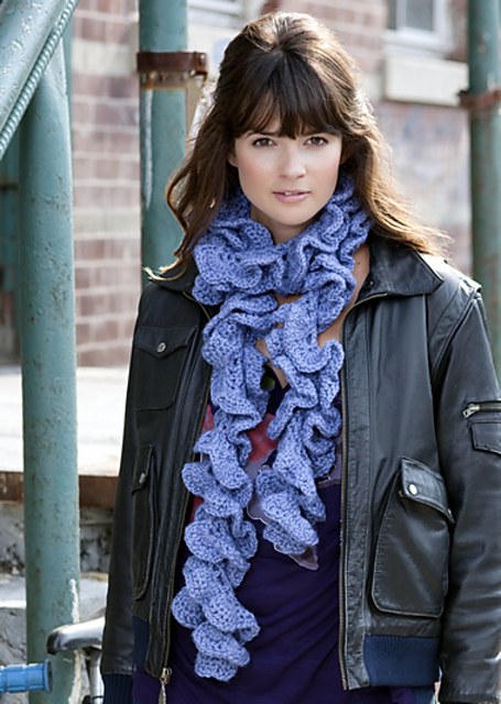 Ravelry: Curly Swirly Scarf pattern by Katherine Eng
