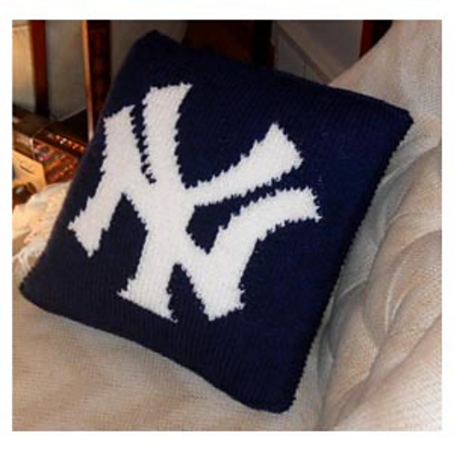 Ravelry: Yankees Pillow pattern by Deborah V. Gardner
