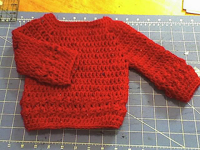 Ravelry: Baby Bumpy Sweater pattern by Debbie Smith