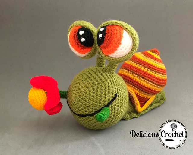 Ravelry: Melvin, The Snail pattern by Paola Navarro