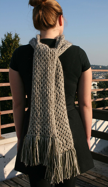 Ravelry: The Piaf Scarf pattern by Denise Voie de Vie