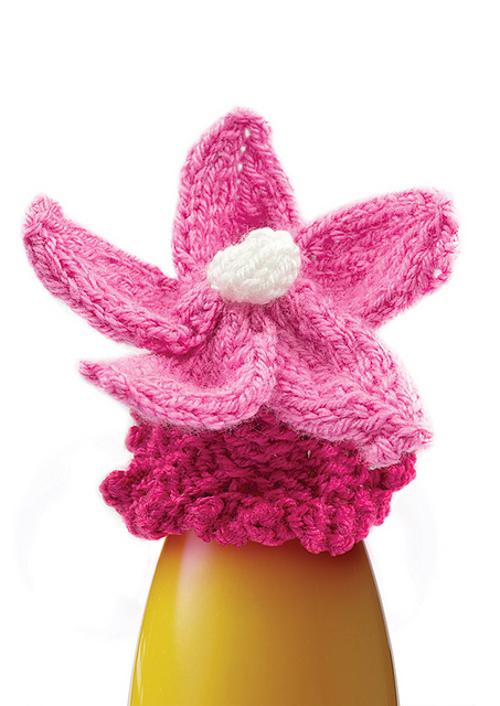 Ravelry: The Flower for the innocent Big Knit pattern by Stylecraft Yarns