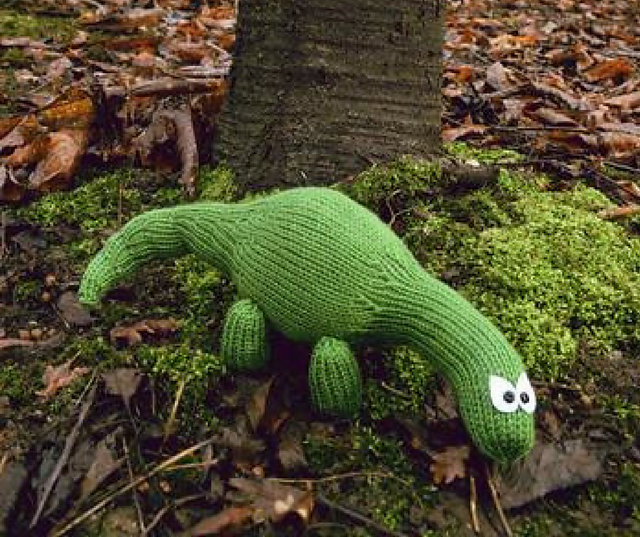 Ravelry: Alan the Apatosaurus pattern by Deramores Retail Ltd.