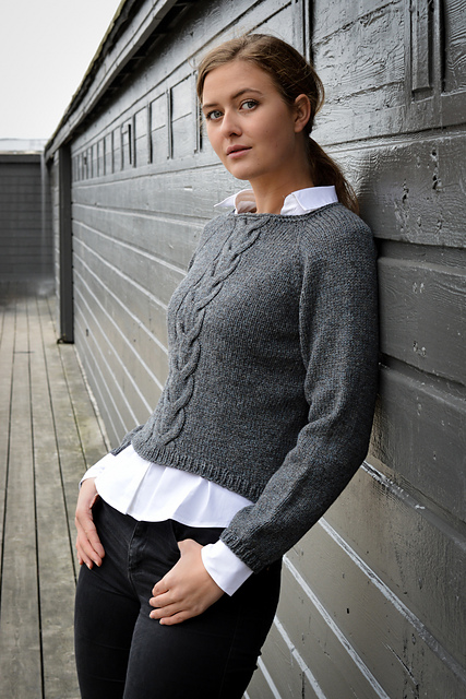 Ravelry: Trio Vega pattern by Design Club