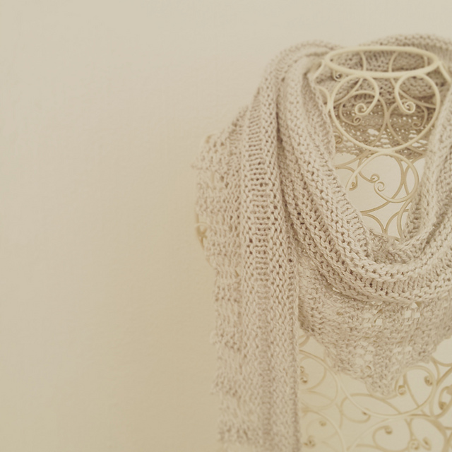 Ravelry: DesignedByBren's Gallatin Scarf