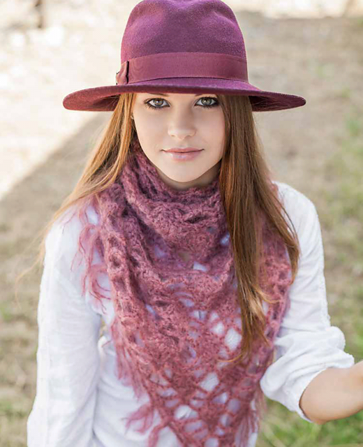 Ravelry: Lace Triangle Scarf : AE-3011 pattern by Brenda Grobler