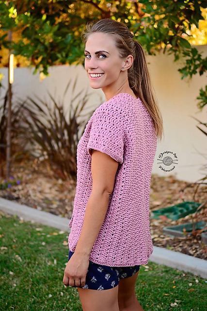 Ravelry: Ellie Cardigan pattern by Phanessa Fong