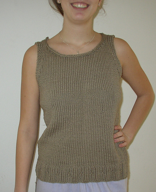Ravelry: Basic Top pattern by Desiree Lok