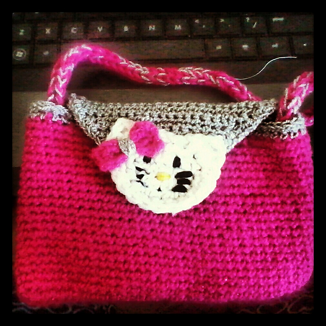 Ravelry: Hello Kitty Child's Purse/Adult cosmetics bag pattern by ...