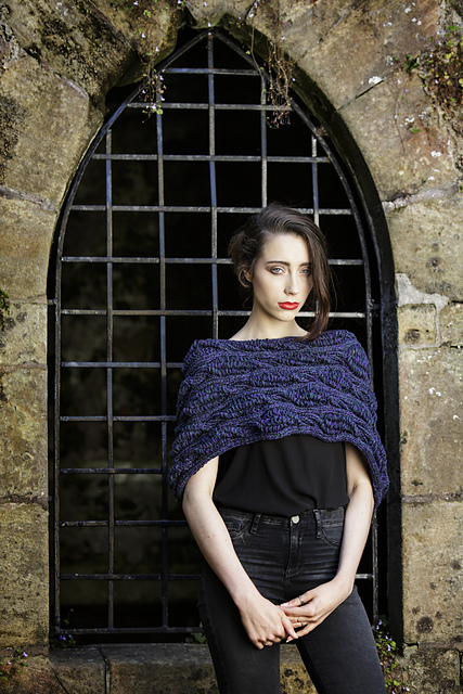Ravelry: Brooklyn Snood pattern by Di Gilpin