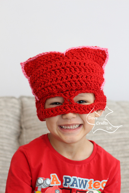 Ravelry: Owlette Mask Hat (PJ Masks) pattern by Dove Crafts UK