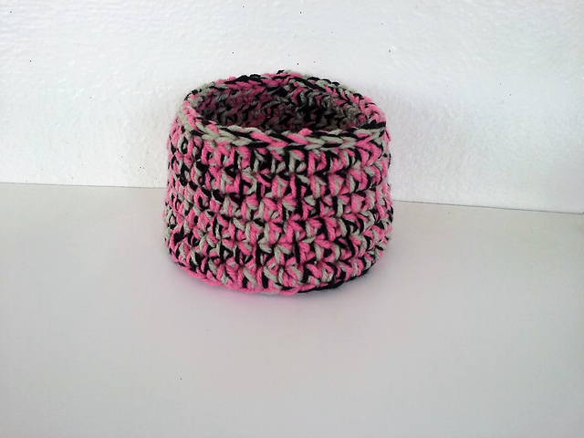 Ravelry: 1 Hour Basket pattern by Diane Gibb