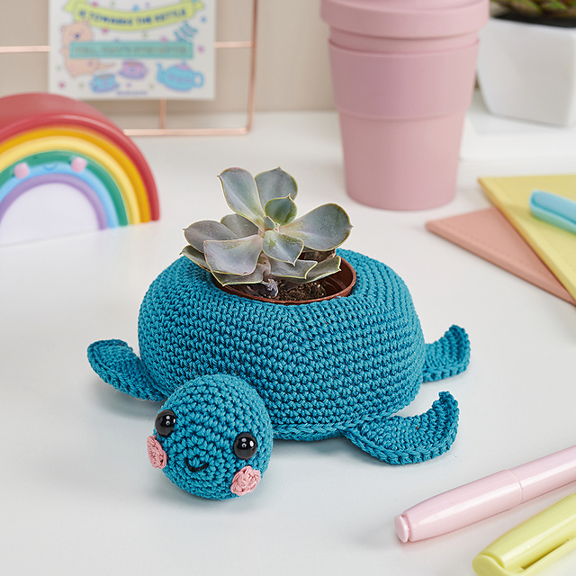 Ravelry: Turtle Plant Holder pattern by Sarah-Jane Hicks