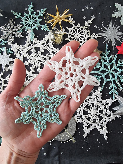 Ravelry: Delicate snowflake pattern by Din Sol