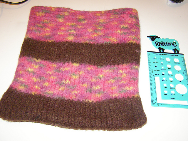 Ravelry: Funky Ferret Bag pattern by Wylde Strandes Ravelry Downloads