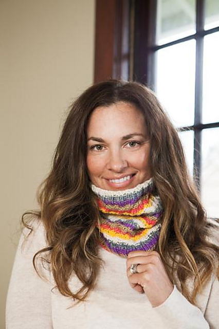 Ravelry: Time Traveler Cowl pattern by Faith Schmidt