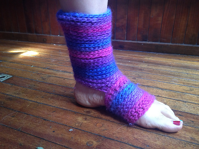 Ravelry: Reversible Stirrup Yoga Socks pattern by Coastal Miss