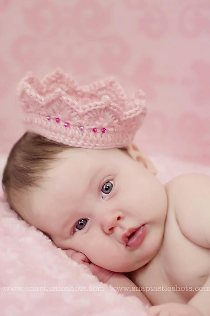 Ravelry: Newborn Princess Crown pattern by Aimee Nelson