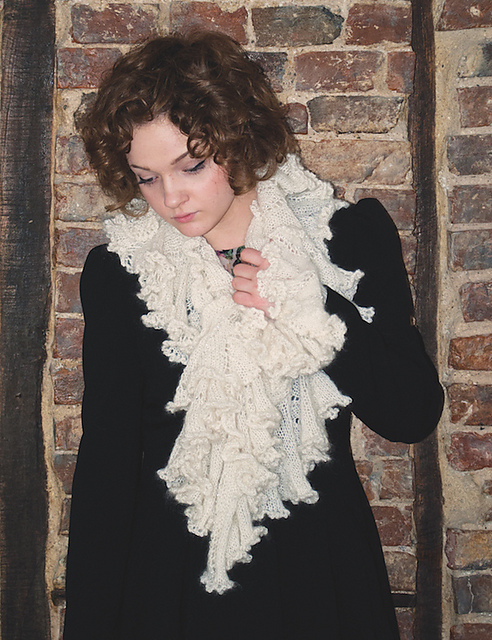 Ravelry: Ice Boa pattern by Alison Crowther-Smith