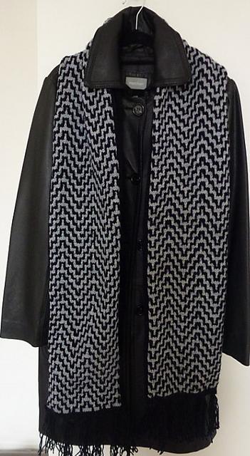 Ravelry: Scarf pattern by Dotty Patterns