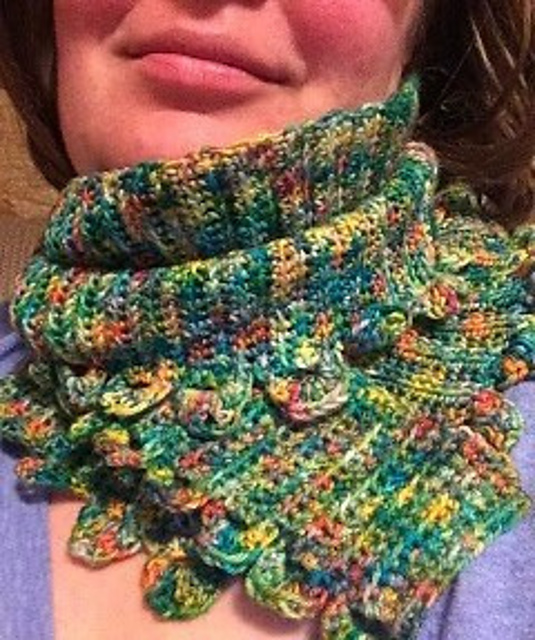 Ravelry: Falcate Scarf pattern by Drachie Crafts