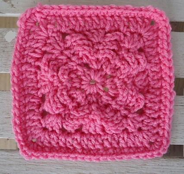Ravelry: Spring Loops 6" Square pattern by Aurora Suominen