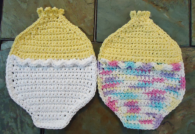 Ravelry: Easter Duckie Dishcloth pattern by Aurora Suominen