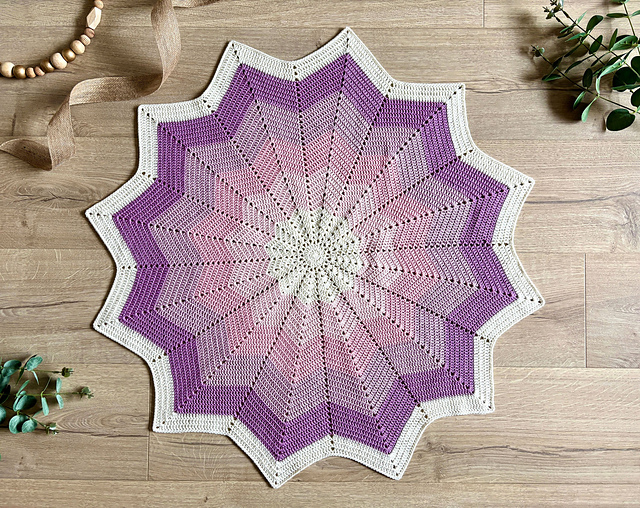 Ravelry: 12 Point Star Blanket pattern by Dreamee Crochet