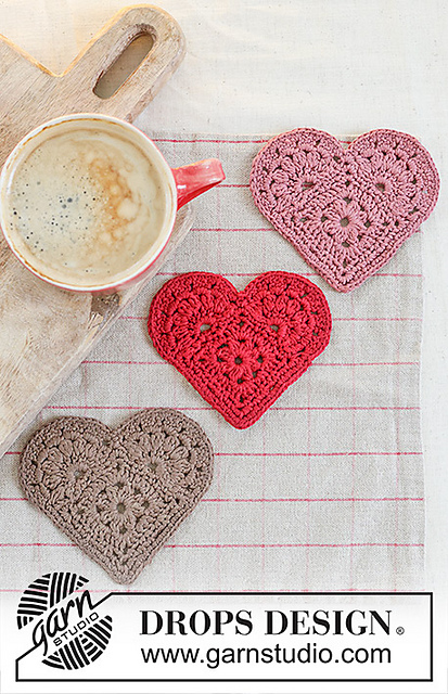 Ravelry: 0-1632 Jolly Heart Coasters pattern by DROPS design