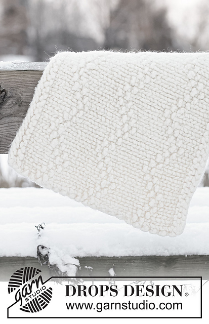 Ravelry: 261-78 Chevron Drift Seat Pad pattern by DROPS design