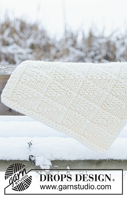 Ravelry: 261-80 Calm Tile Seat Pad pattern by DROPS design