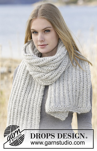 Ravelry: 166-36 Soft Touch pattern by DROPS design