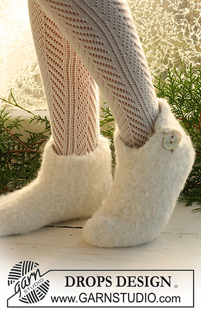 Ravelry: 0-517 Snow Slippers pattern by DROPS design