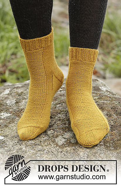 Ravelry: 0-1365 Mustard Toes pattern by DROPS design