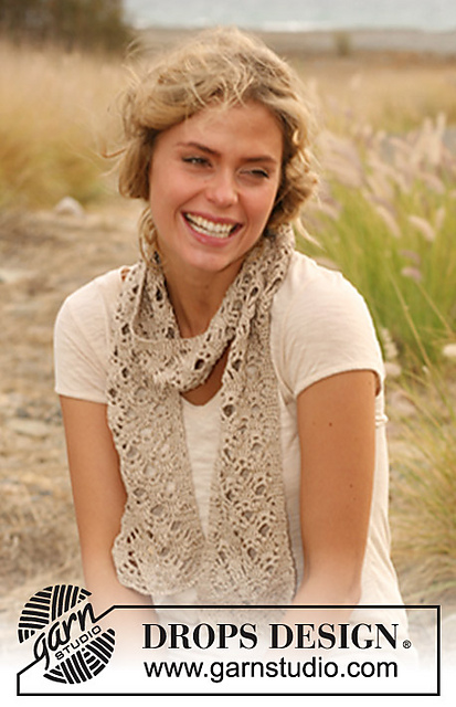 Ravelry: 130-29 Scarf pattern by DROPS design