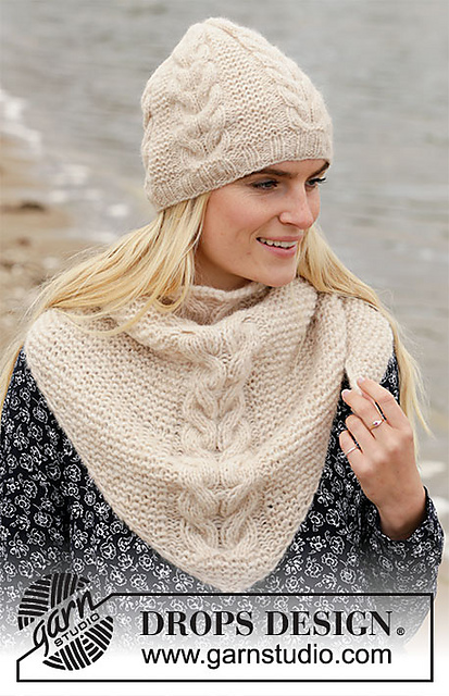 Ravelry: 204-49 b Prairie Winter Shawl pattern by DROPS design