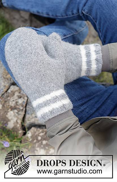 Ravelry: 246-21 Grey Day Mittens pattern by DROPS design