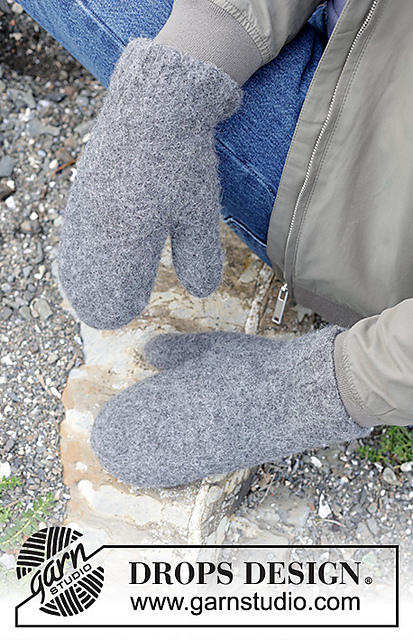 Ravelry: 246-17 Snowslide Mittens pattern by DROPS design