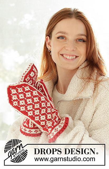 Ravelry: 242-65 Very Merry Mittens pattern by DROPS design